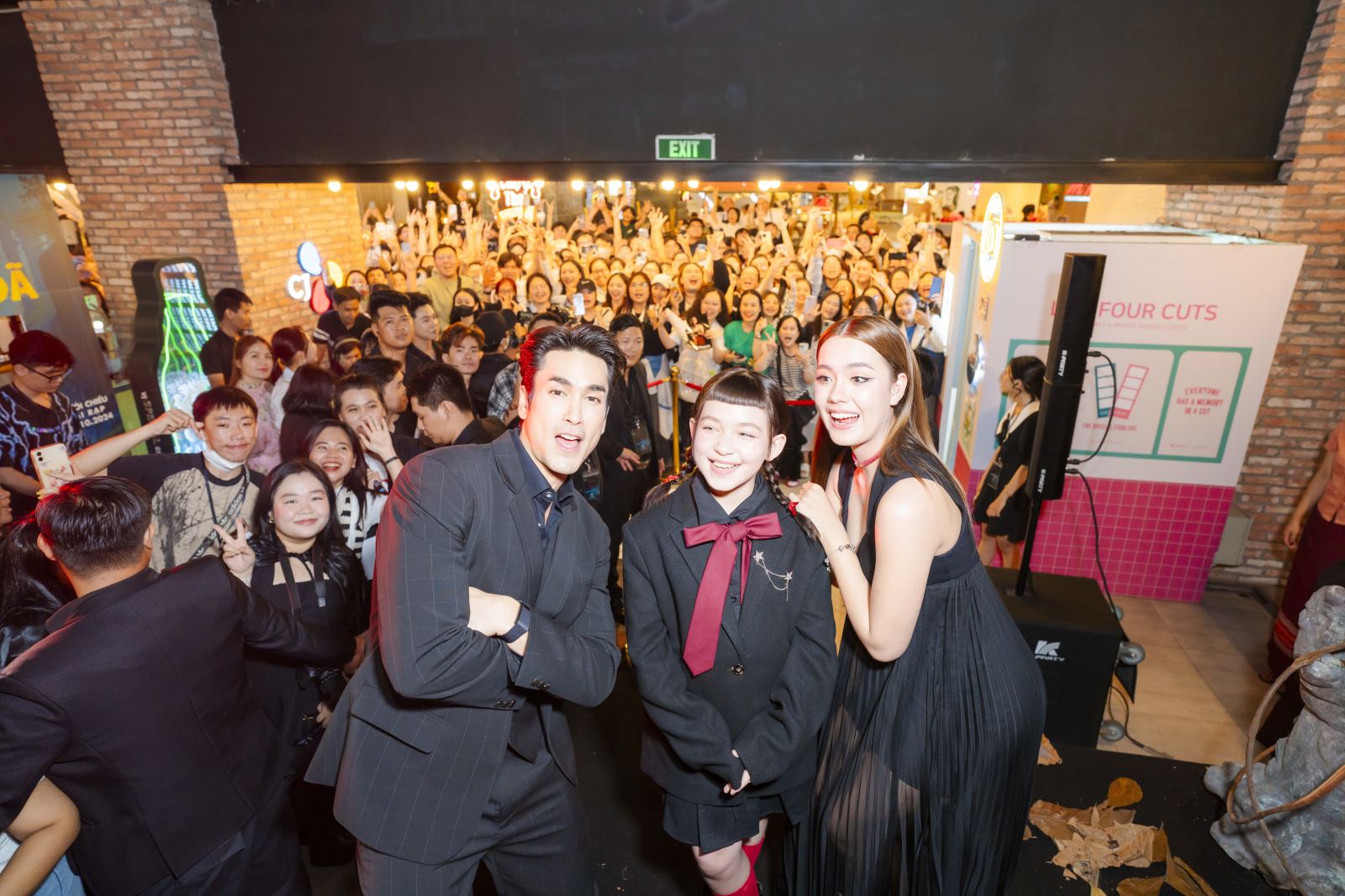 Dàn diễn viên “Tee Yod Quỷ ăn tạng” phần 2 đến Việt Nam giao lưu cùng khán giả